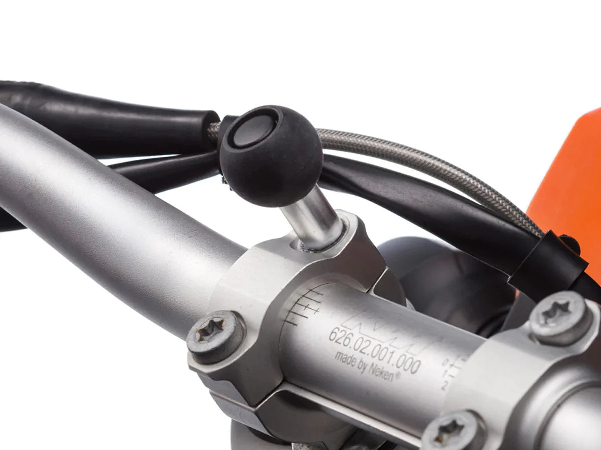Ultimateaddons Motorcycle Top Clamp Mounting Attachment 8mm — Maxinc